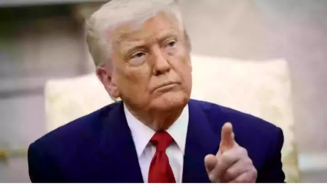 Donald Trump diagnosed with chronic vein condition after recent photos ...
